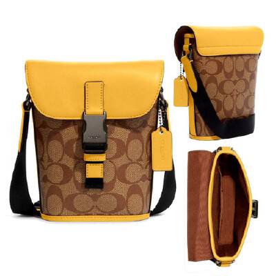 กระเป๋าสะพายข้าง TRACK SMALL FLAP CROSSBODY COACH C3134QBTIF | OfficeMate