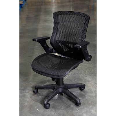 Bayside mesh chair | OfficeMate